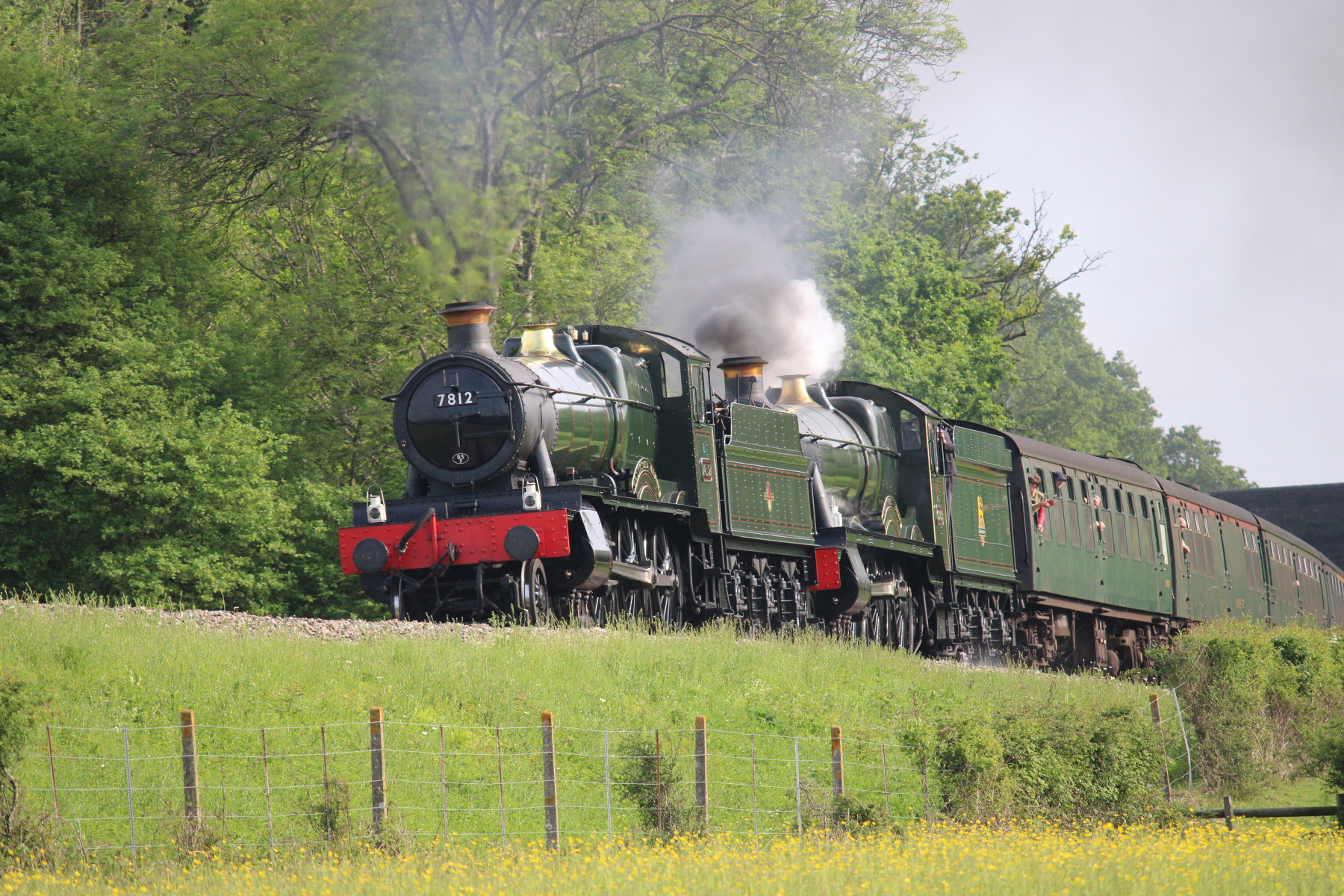 Photo of 7812 steam and 6989 steam at Bluebell Railway - Horsted Keynes ...