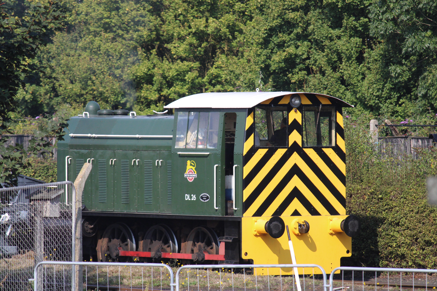 Photo of DL26 at Didcot Railway Centre — trainlogger