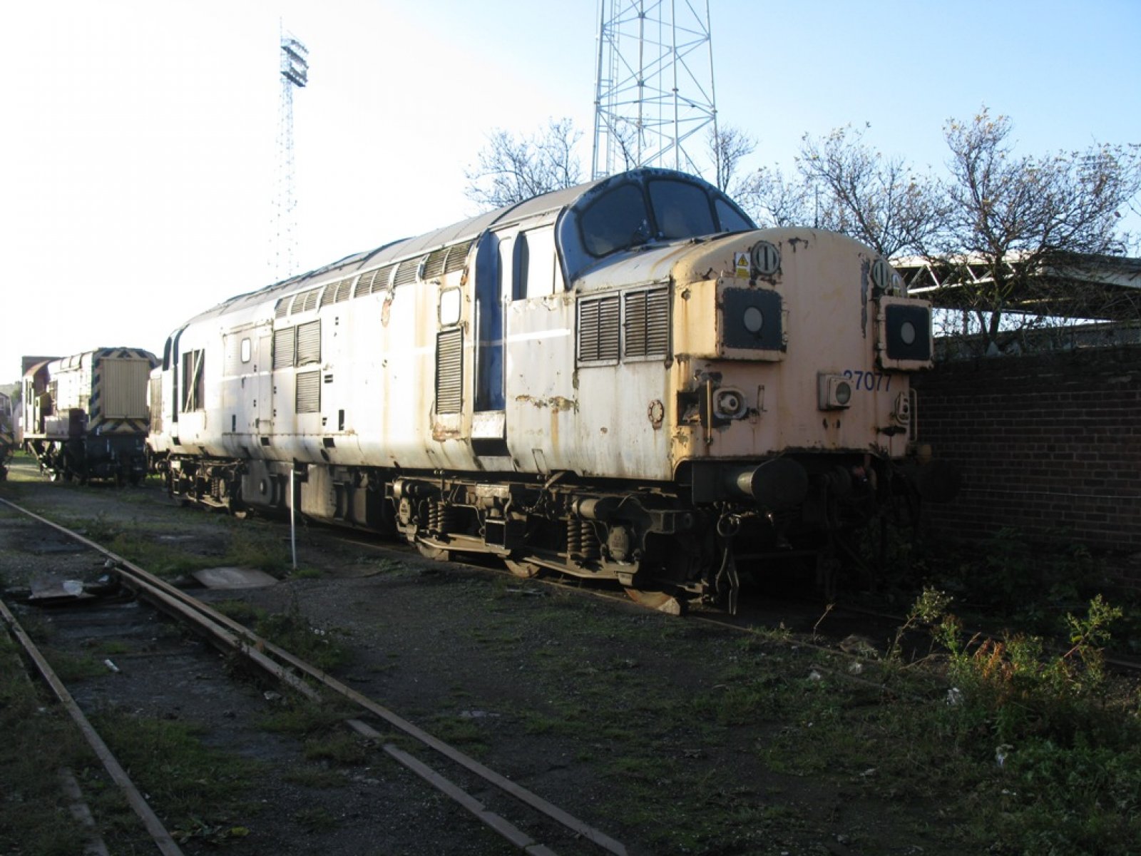Photo of 37077 at Rotherham - C.F. Booths Scrap Yard — trainlogger