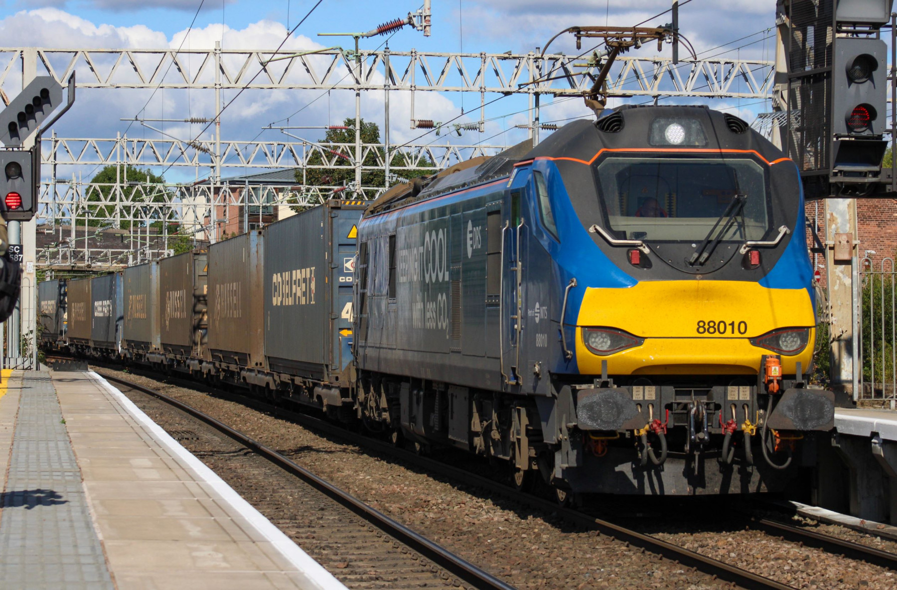 Photo of 88010 at Stafford — trainlogger