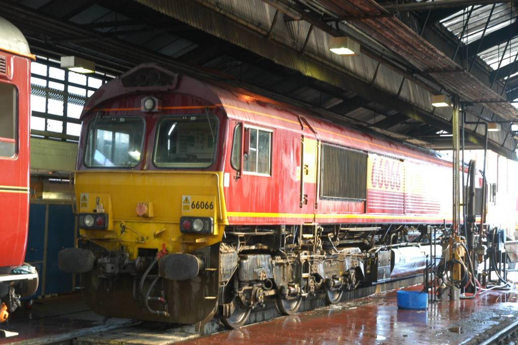 Photo of 66066 at Old Oak Common TMD — trainlogger