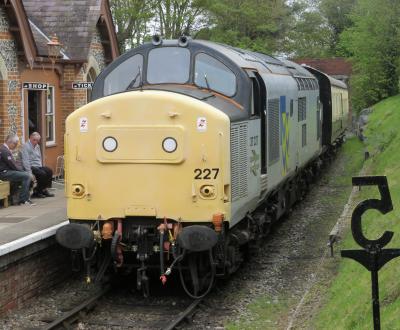 37227 - Class 37 / Locomotives — trainlogger