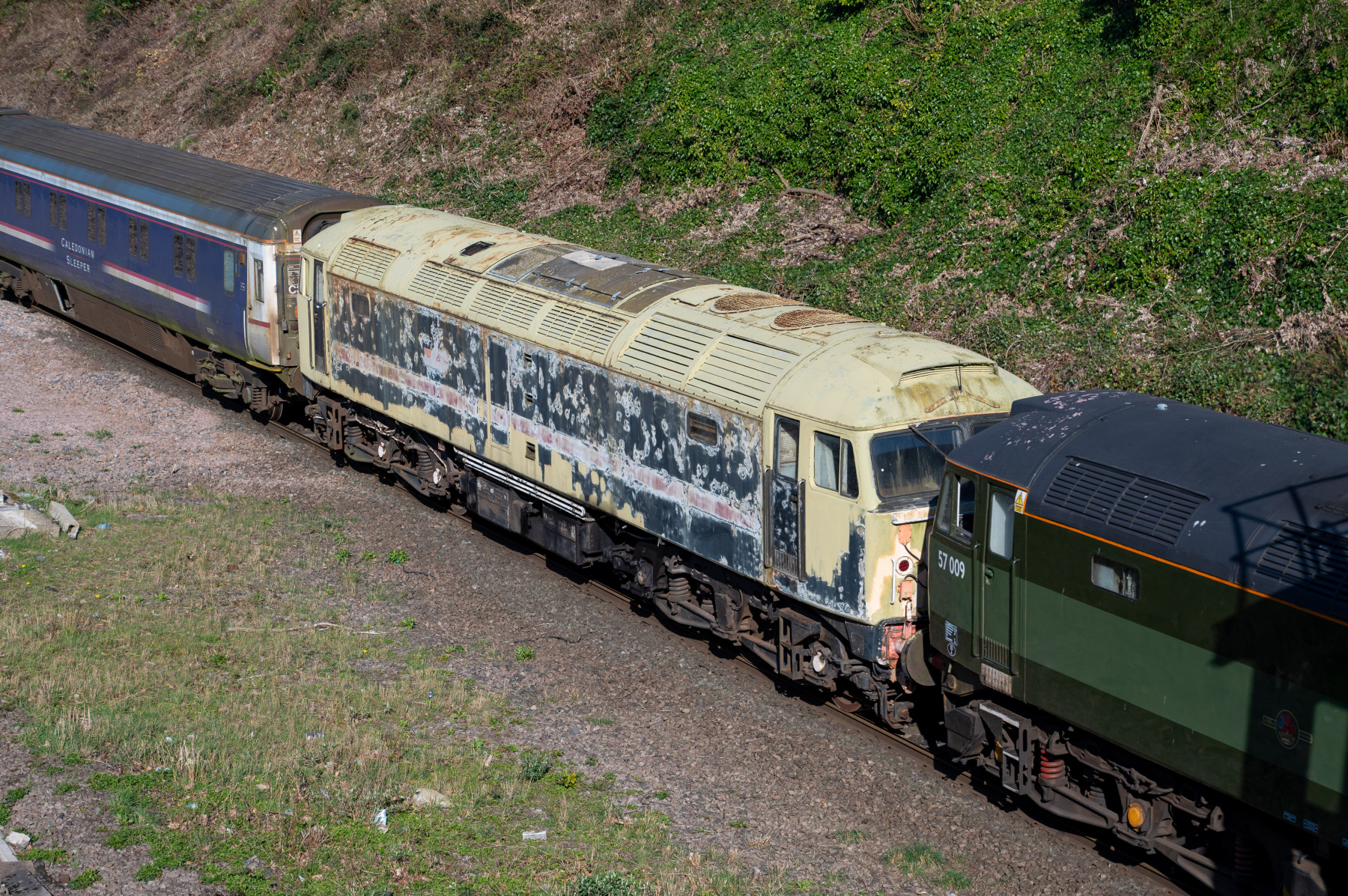 Photo of 47703 at Dore & Totley — trainlogger