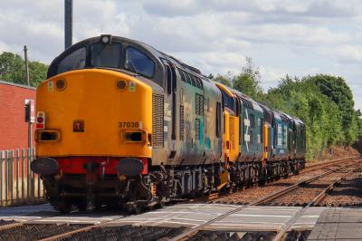 37038 - Class 37 / Locomotives — trainlogger