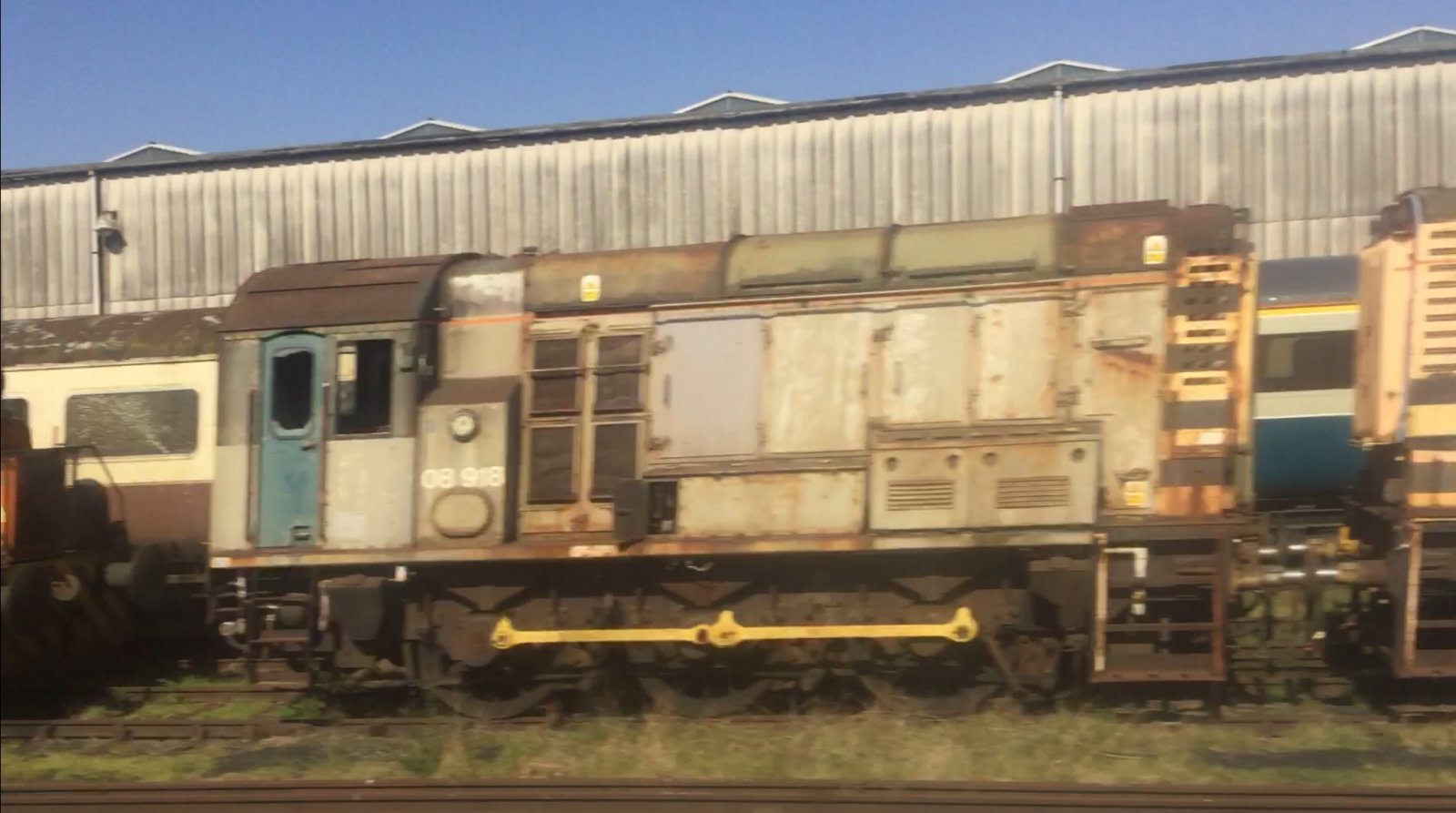 Photo of 08918 at Burton-on-Trent - Nemesis Rail — trainlogger