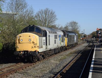 37227 - Class 37 / Locomotives — trainlogger