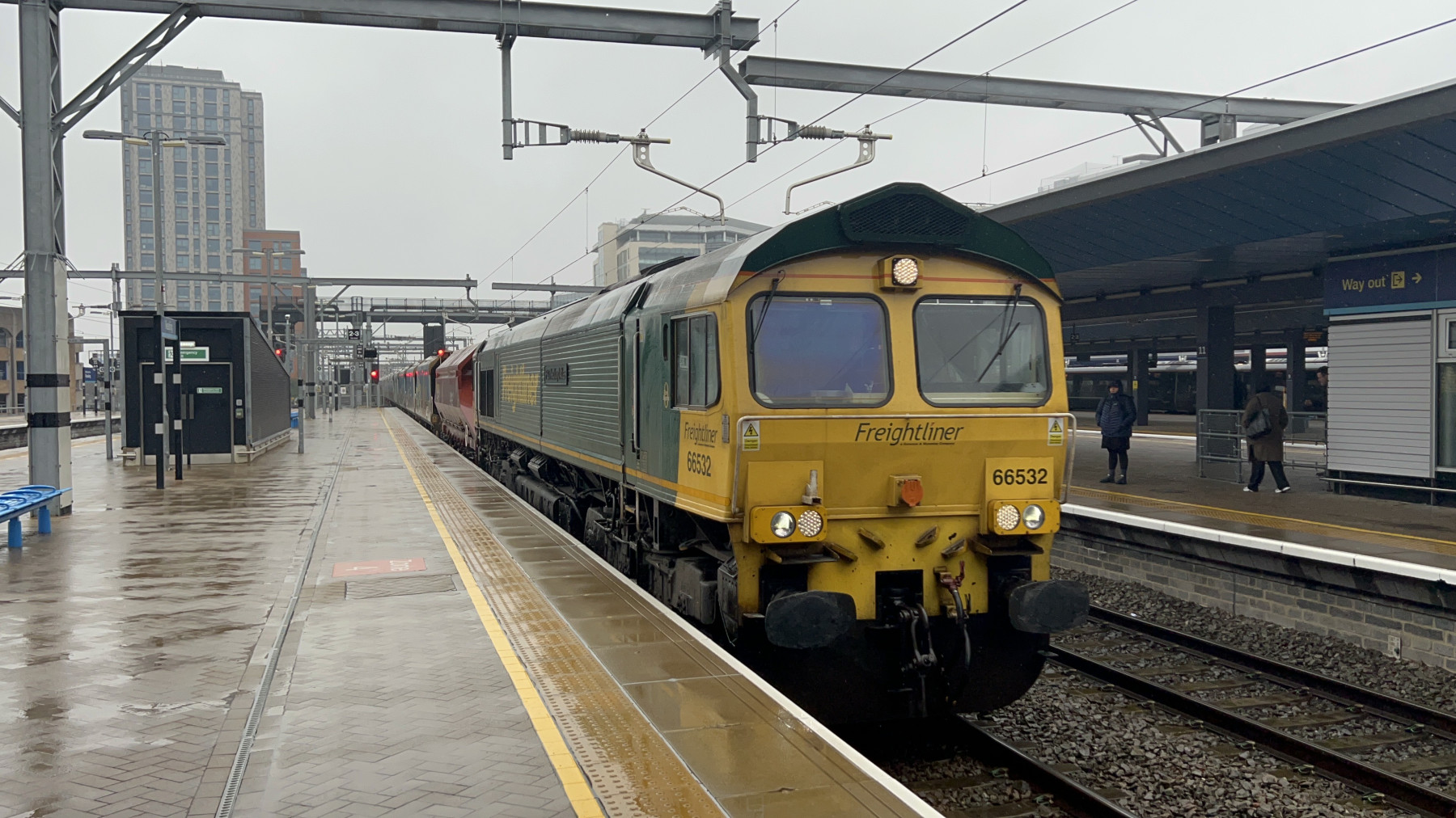 Photo of 66532 at Reading — trainlogger