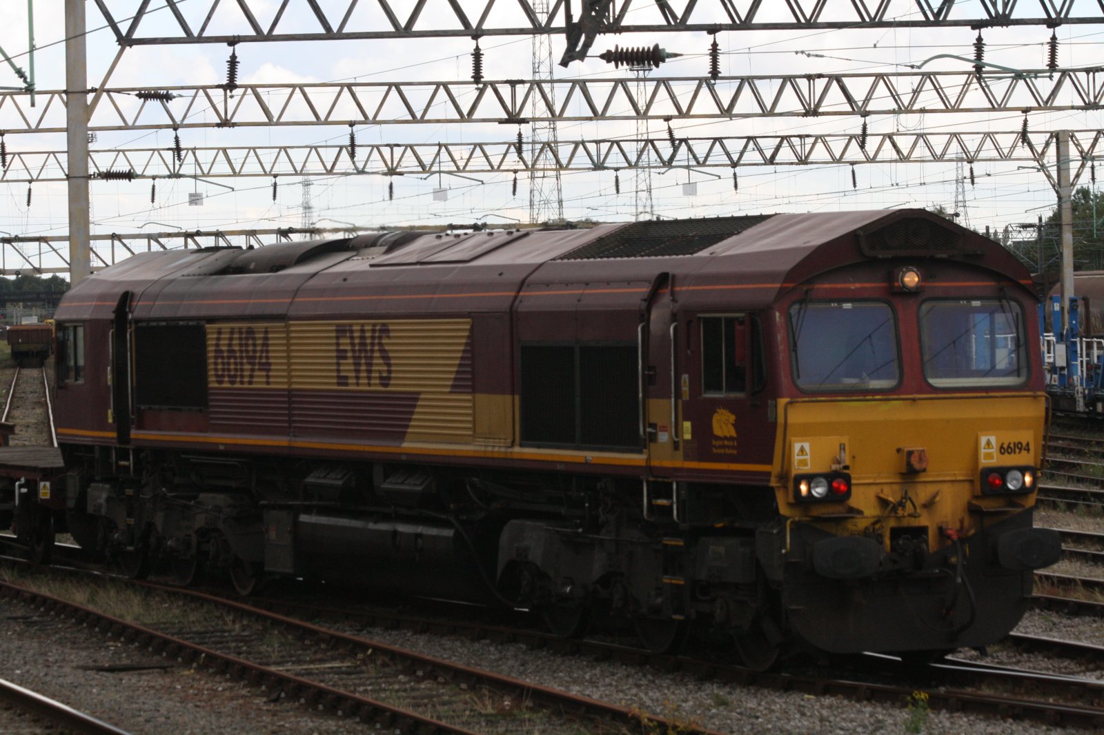 Photo of 66194 at Bescot Stadium — trainlogger
