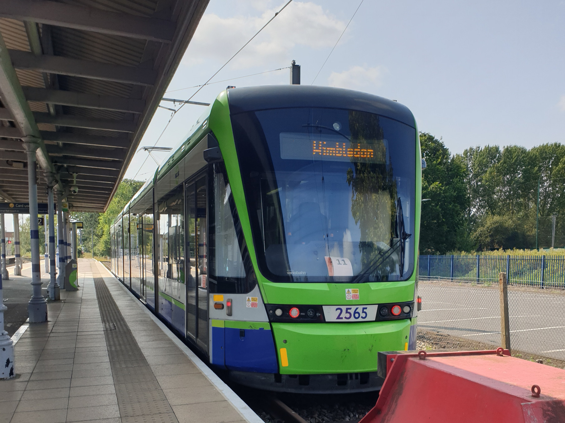 Photo of LT2565 at Elmers End — trainlogger