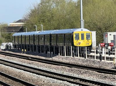 Class 769 - Porterbrook Flex (tri-mode) — trainlogger