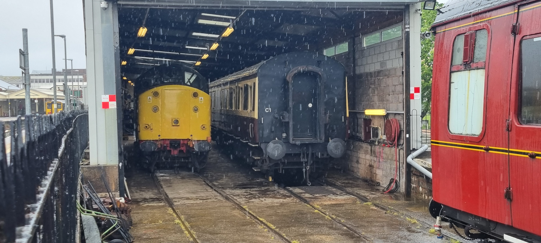 Photo of 37703 at Dartmouth Steam Railway - Paignton — trainlogger